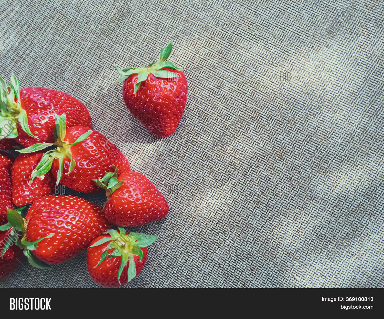 Organic Strawberries Image & Photo (Free Trial) | Bigstock