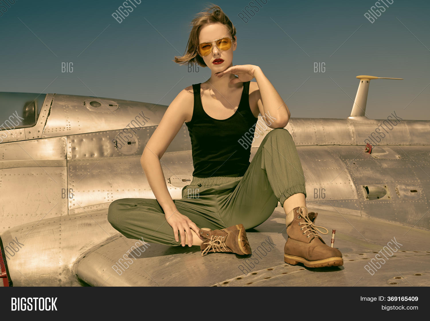 Beautiful Girl Pilot Image & Photo (Free Trial) | Bigstock