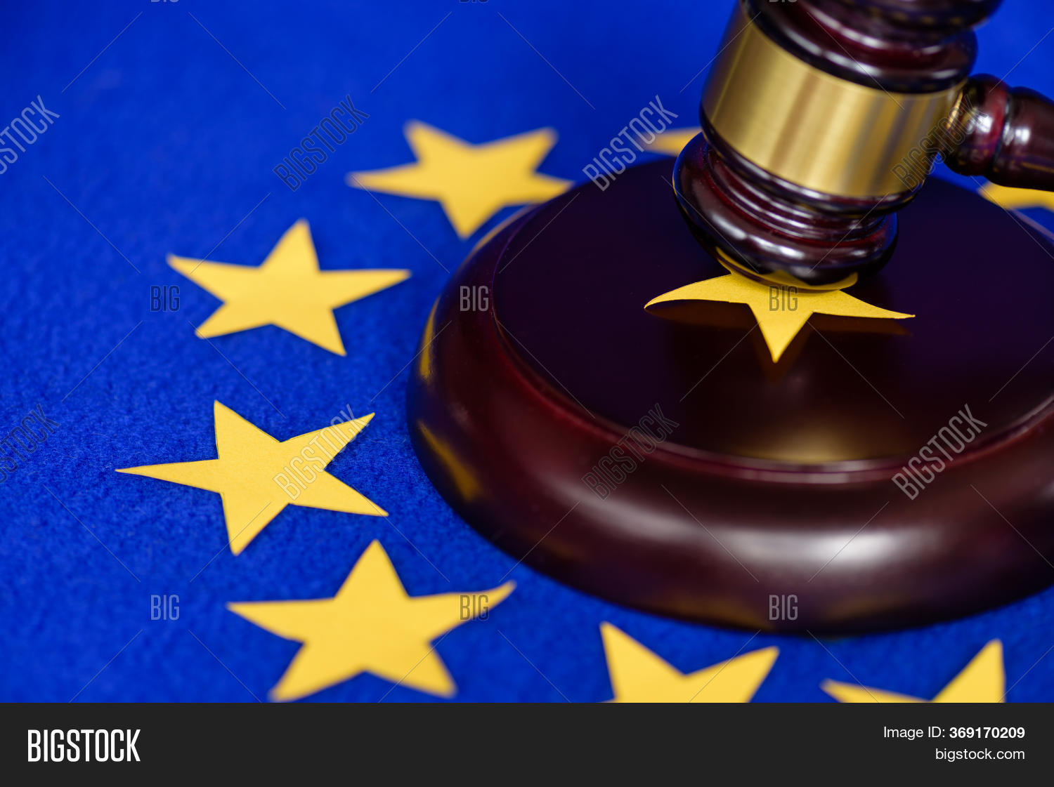 Collapse European Image & Photo (Free Trial) | Bigstock