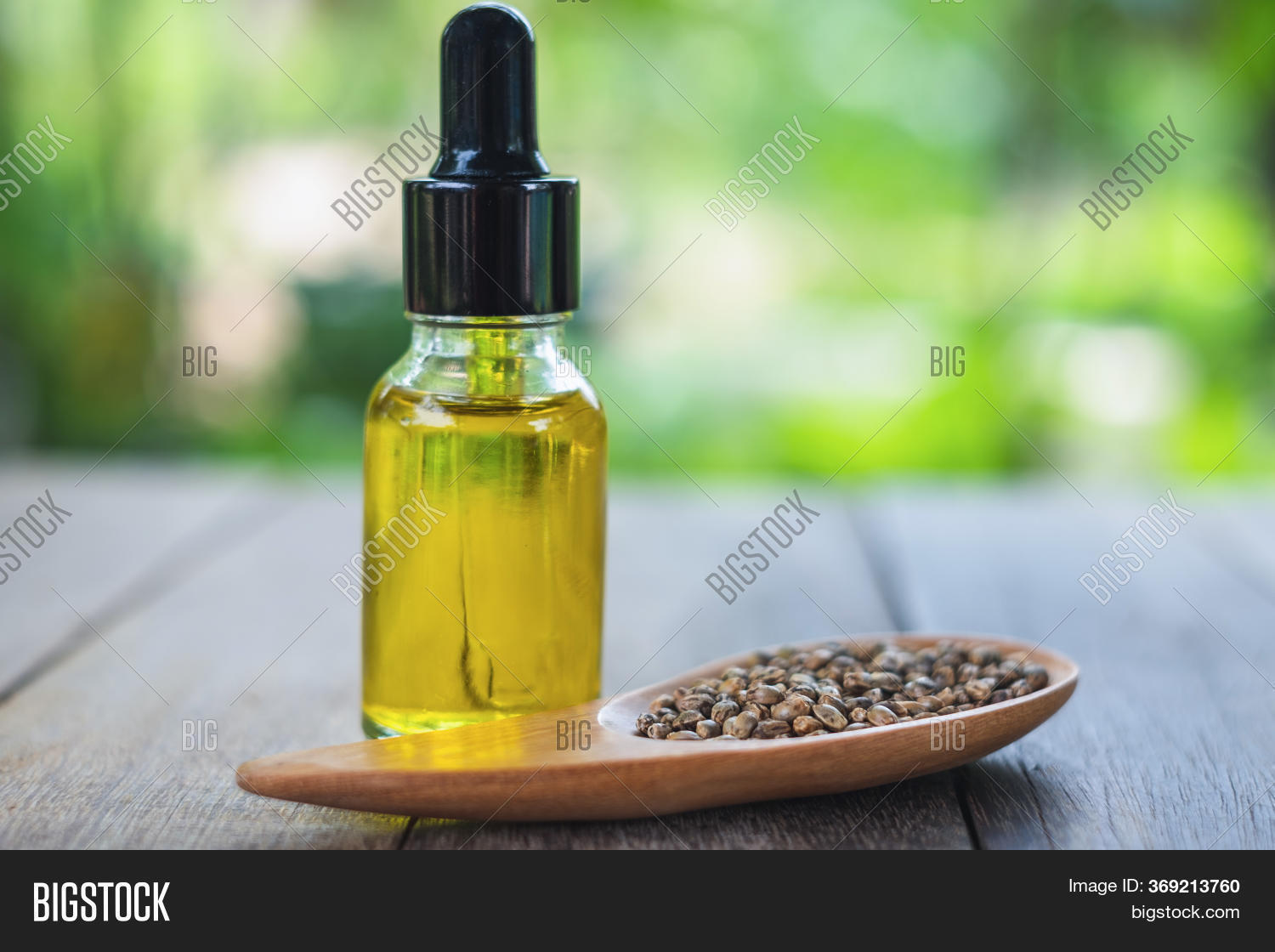 Hemp Oil Glass Bottles Image & Photo (Free Trial) | Bigstock