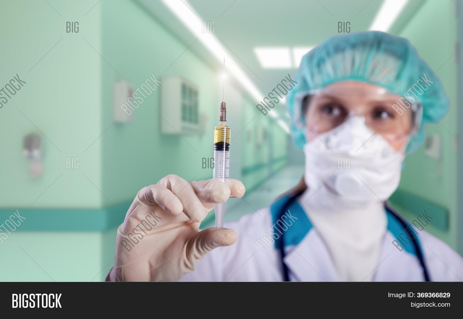 Doctor Holding Syringe Image & Photo (Free Trial) | Bigstock