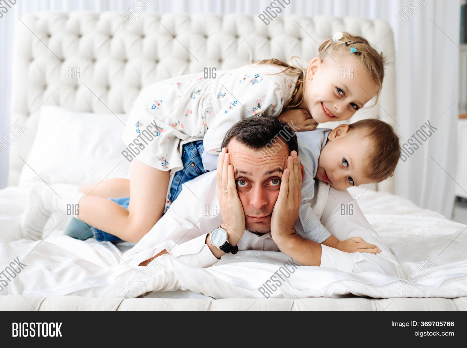 Image Person Left Home Image & Photo (Free Trial) | Bigstock