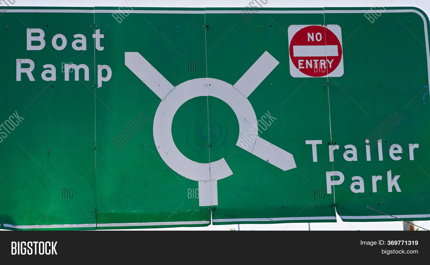 Boat Ramp Trailer Park Image & Photo (Free Trial) | Bigstock