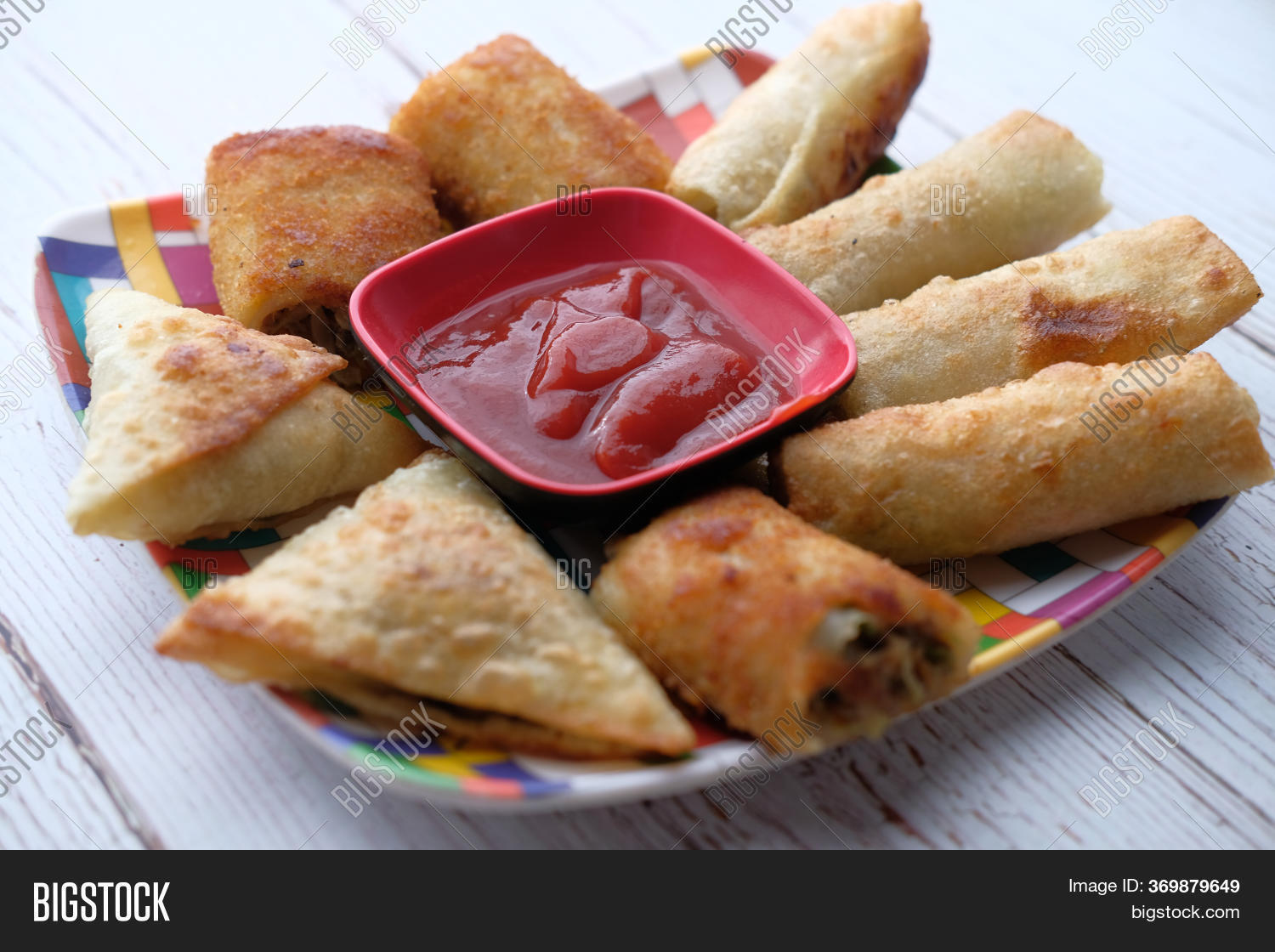 Fresh Indian Samosa Image & Photo (Free Trial) | Bigstock
