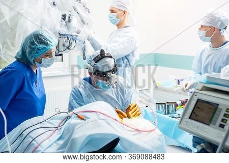 Brain Surgery. Group Image & Photo (Free Trial) | Bigstock