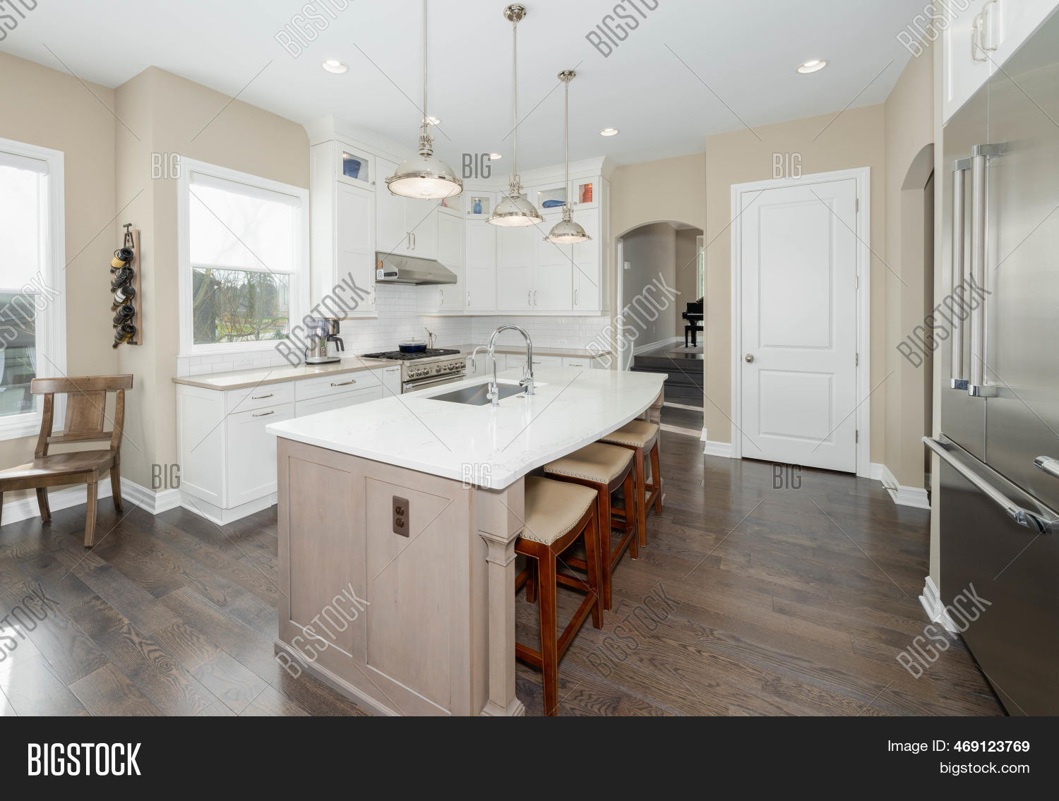 Modern Kitchen Has Image & Photo (Free Trial) | Bigstock
