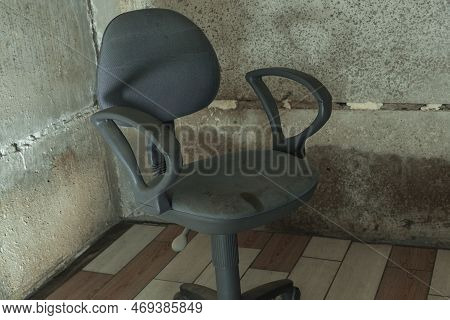 Interrogation Chair. Image & Photo (Free Trial) | Bigstock