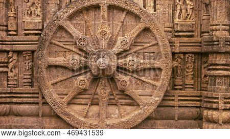 Famous Wheel Konark Image & Photo (Free Trial) | Bigstock