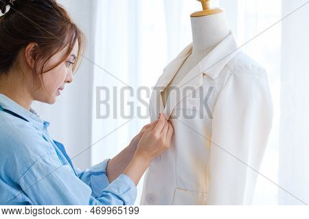 Professional Fashion Image & Photo (Free Trial) | Bigstock