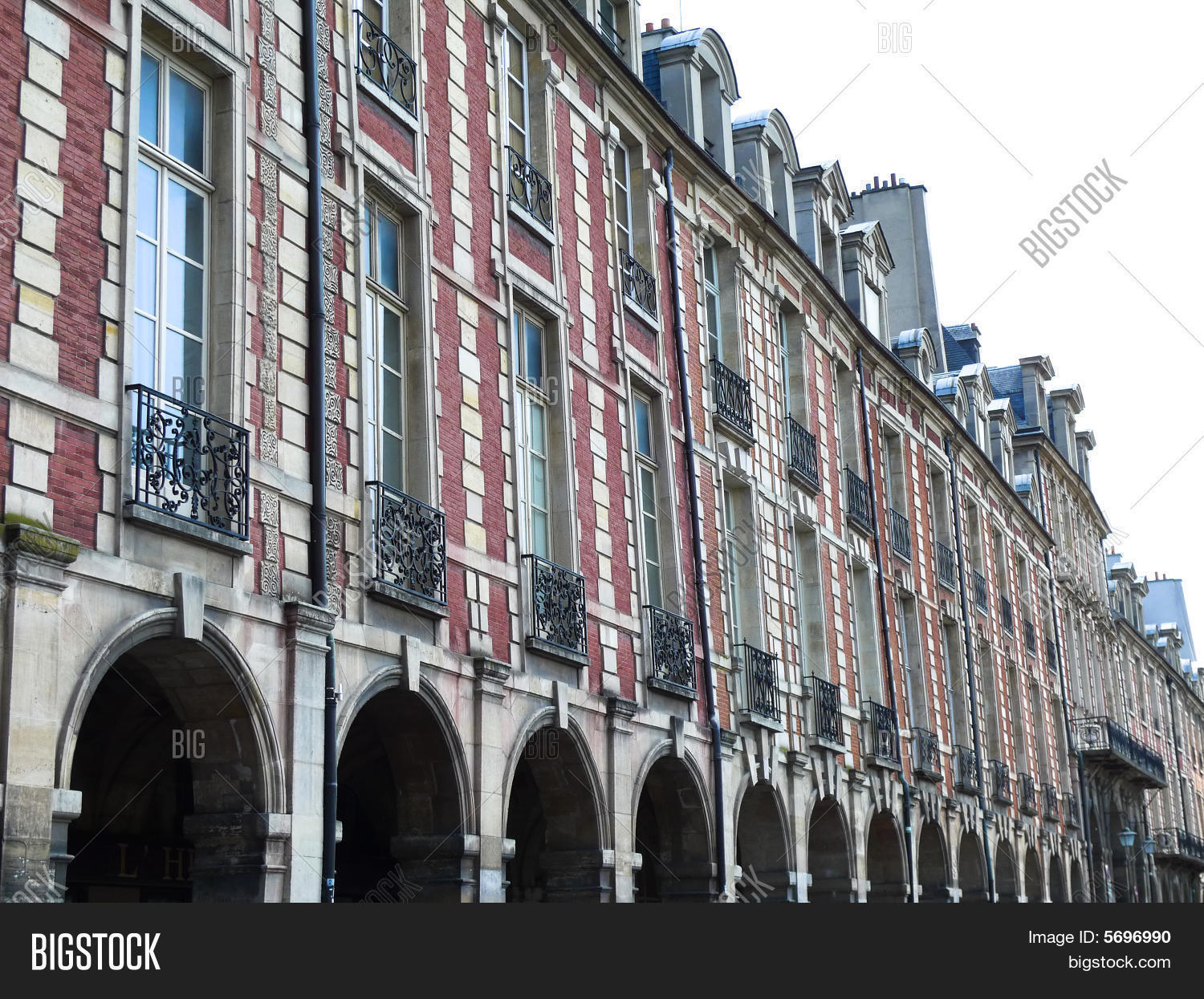 Paris Old Buildings Image & Photo (Free Trial) | Bigstock