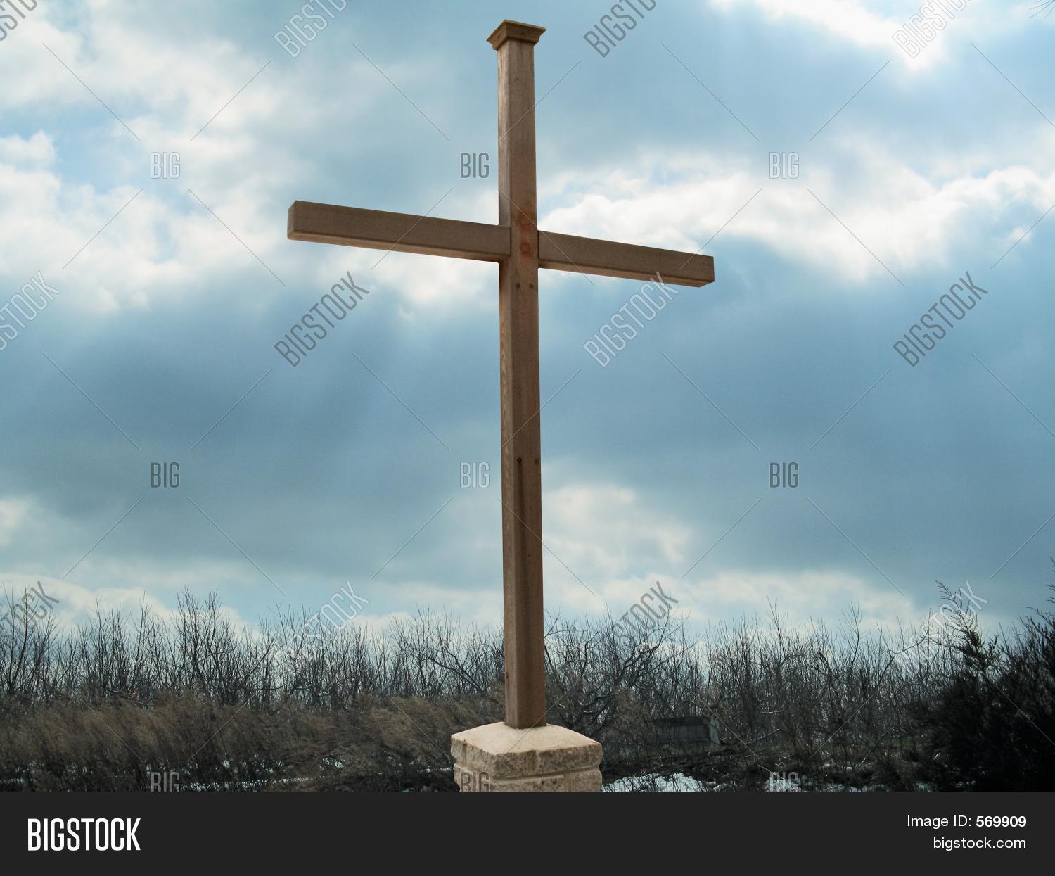 Kors Og billede og foto (gratis prøveperiode) | Bigstock