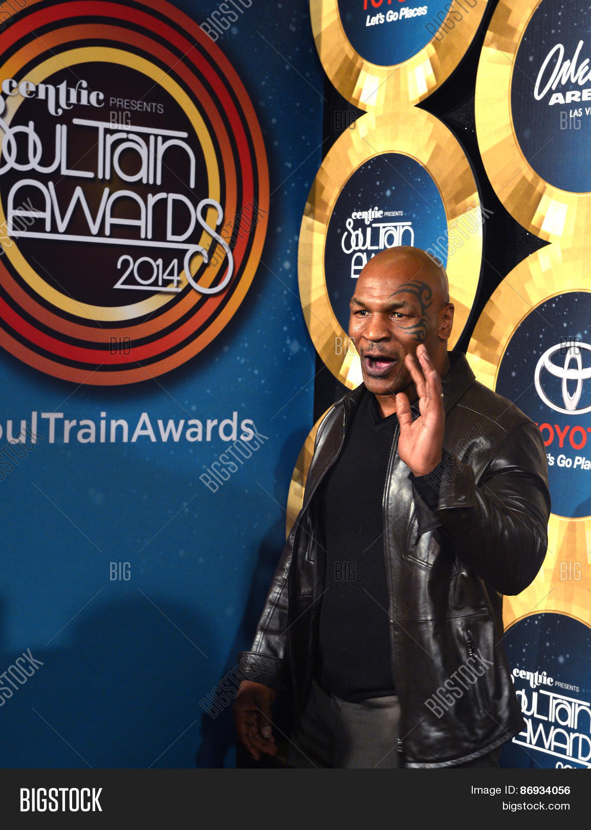 2014 Soul Train Music Image & Photo (Free Trial) | Bigstock