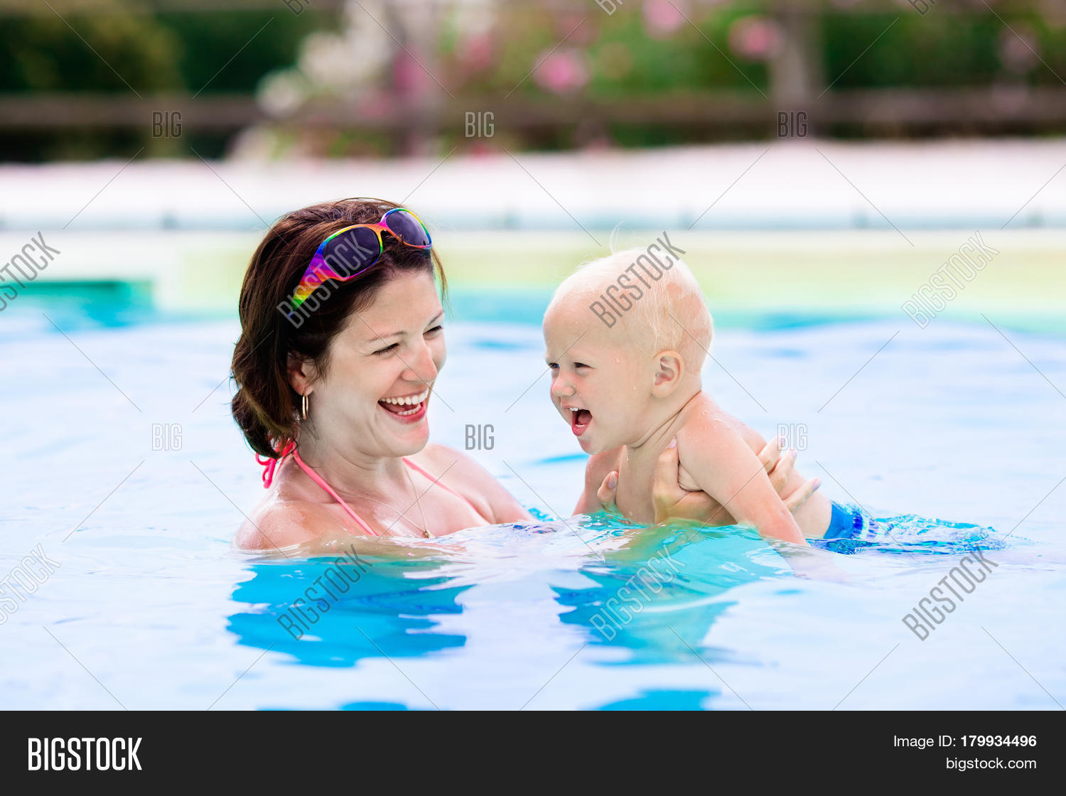 Mother Baby Swimming Image & Photo (Free Trial) | Bigstock