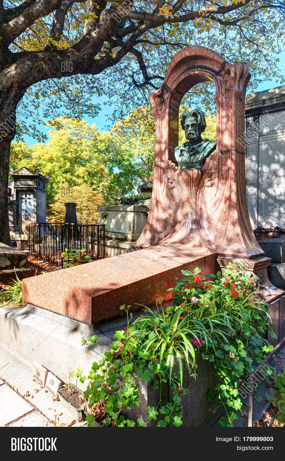 Emile Zola's Grave Image & Photo (Free Trial) | Bigstock