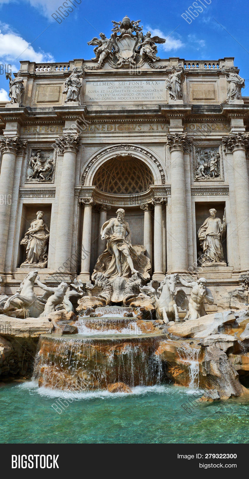 Trevi Fountain Rome, Image & Photo (Free Trial) | Bigstock