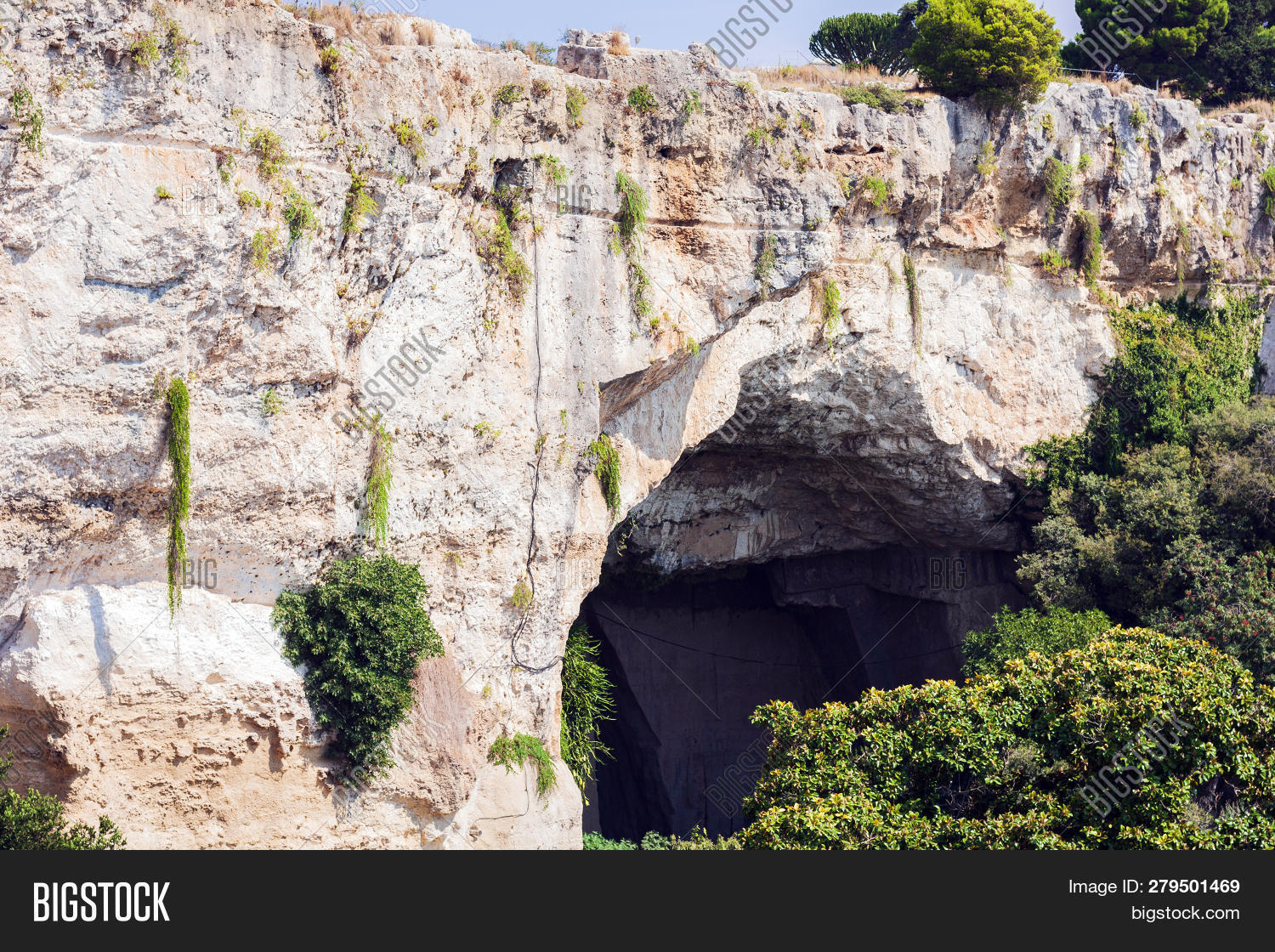 Limestone Cave Ear Image & Photo (Free Trial) | Bigstock