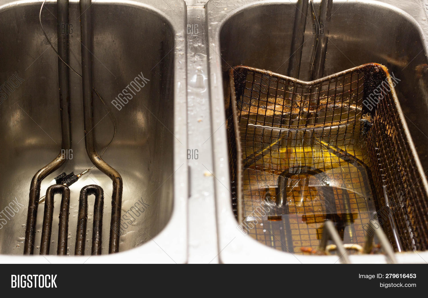 Deep Fryer Oil Cooking Image & Photo (Free Trial) | Bigstock