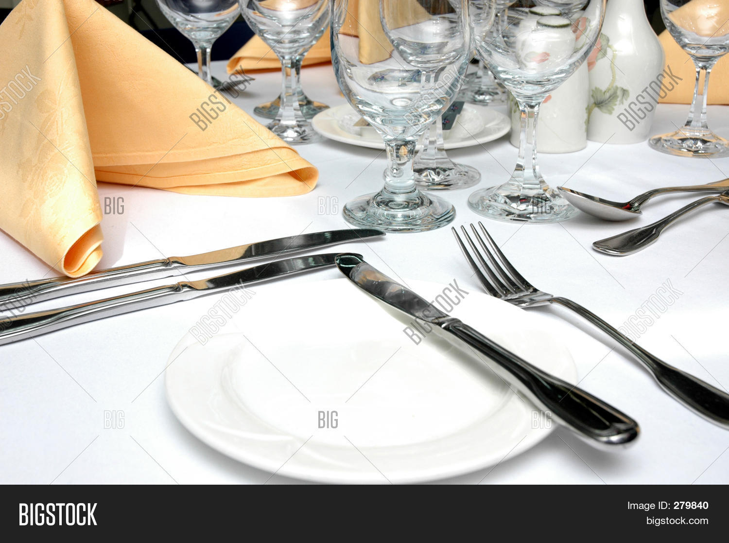 Formal Dinner Setting Image & Photo (Free Trial) | Bigstock