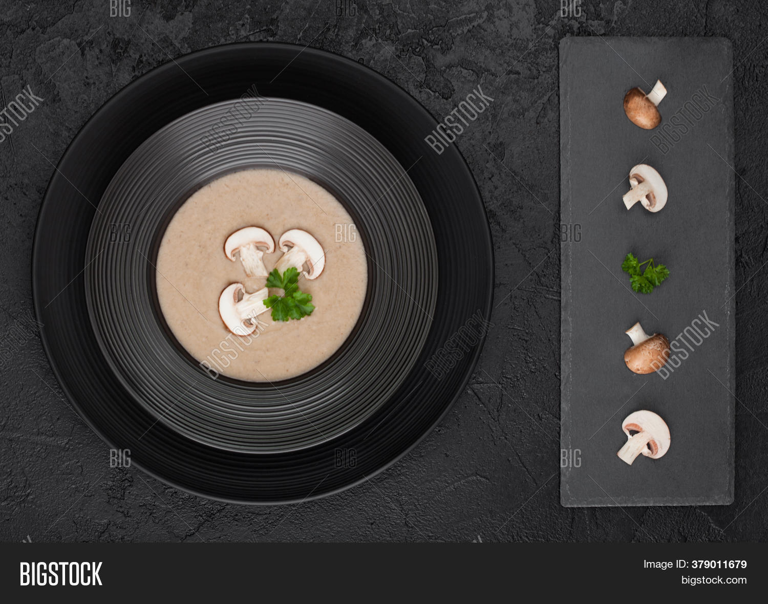 Black Restaurant Plate Image & Photo (Free Trial) | Bigstock