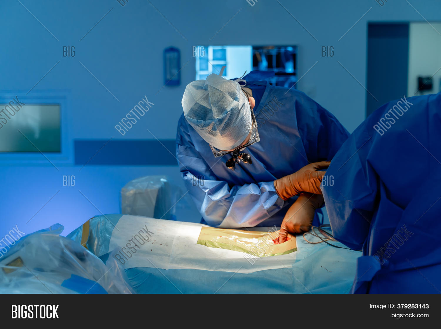 Doctor Performs Image & Photo (Free Trial) | Bigstock