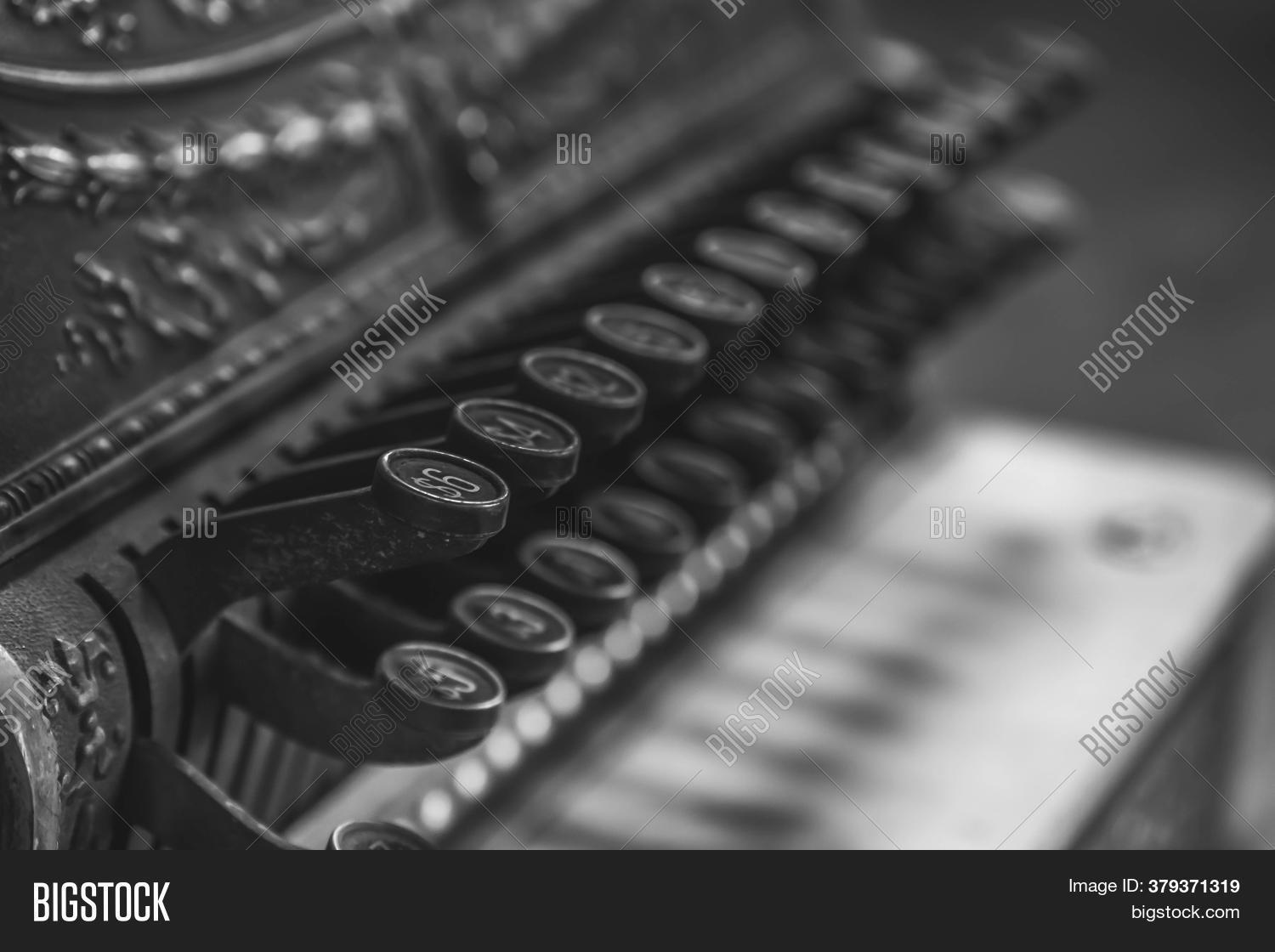 Close Vintage Button Image & Photo (Free Trial) | Bigstock