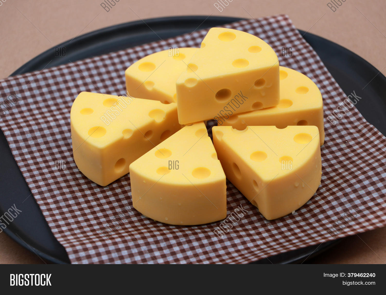 Cheese Cake Tom Jerry Image & Photo (Free Trial) | Bigstock