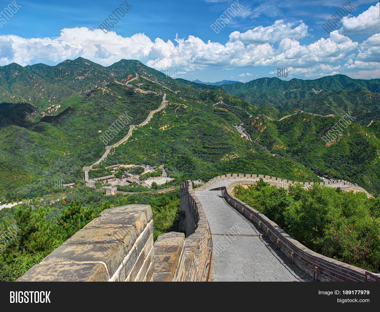 Perspective View On Image & Photo (Free Trial) | Bigstock