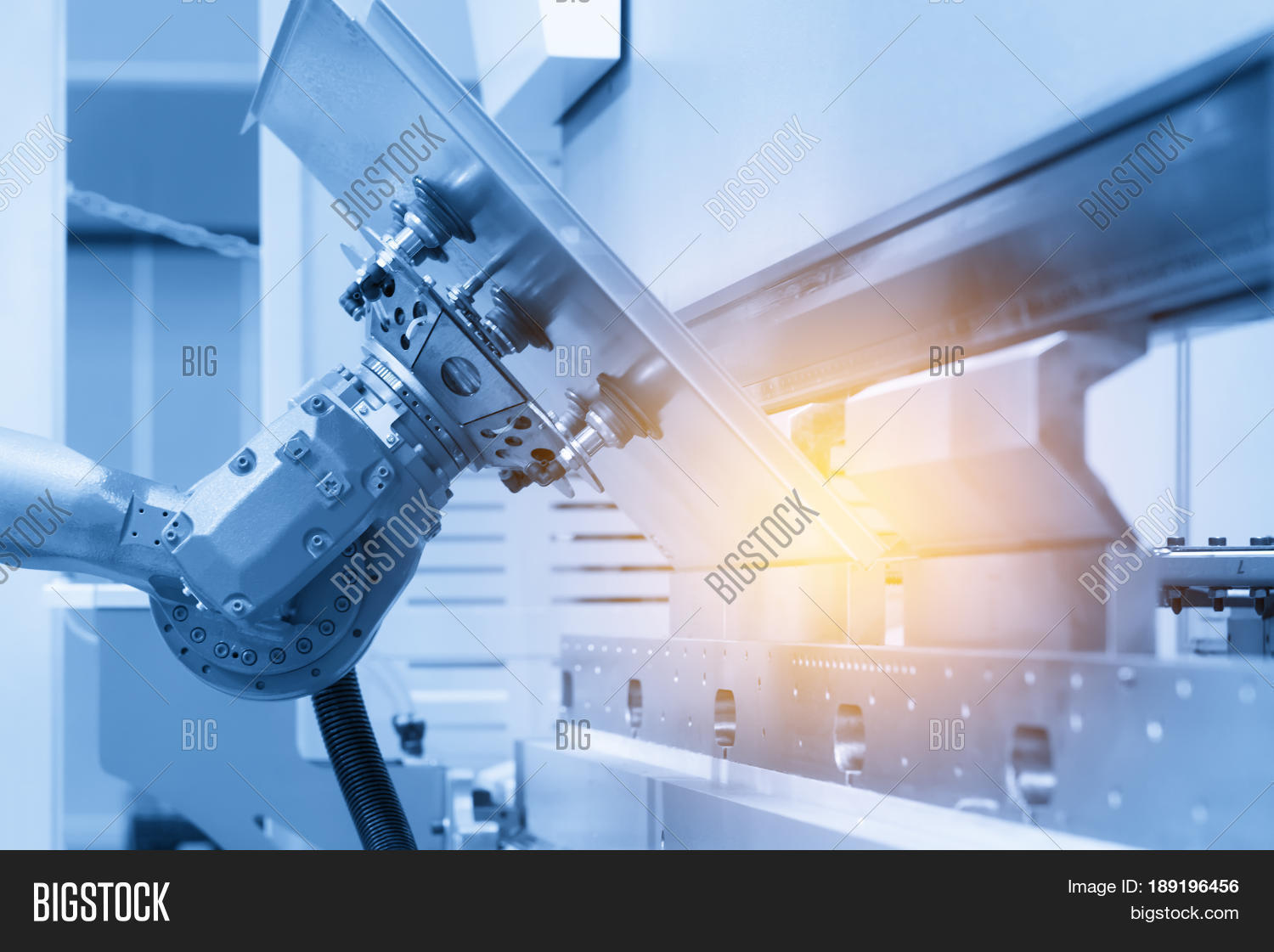Automatic Robot Arm Image & Photo (Free Trial) | Bigstock