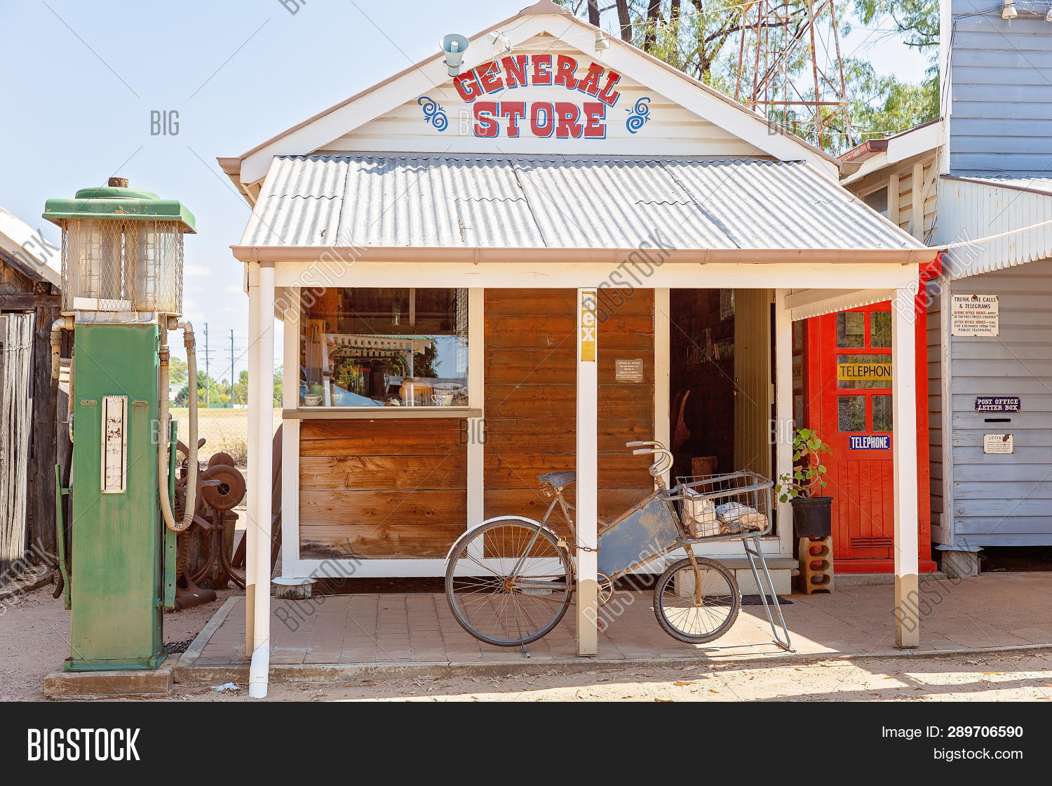 Miles, Queensland, Image & Photo (Free Trial) | Bigstock