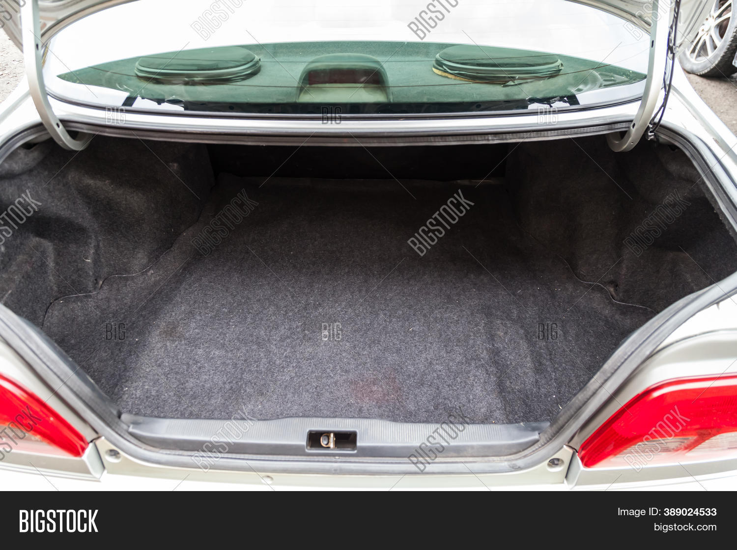 Open Empty Trunk Car Image & Photo (Free Trial) | Bigstock