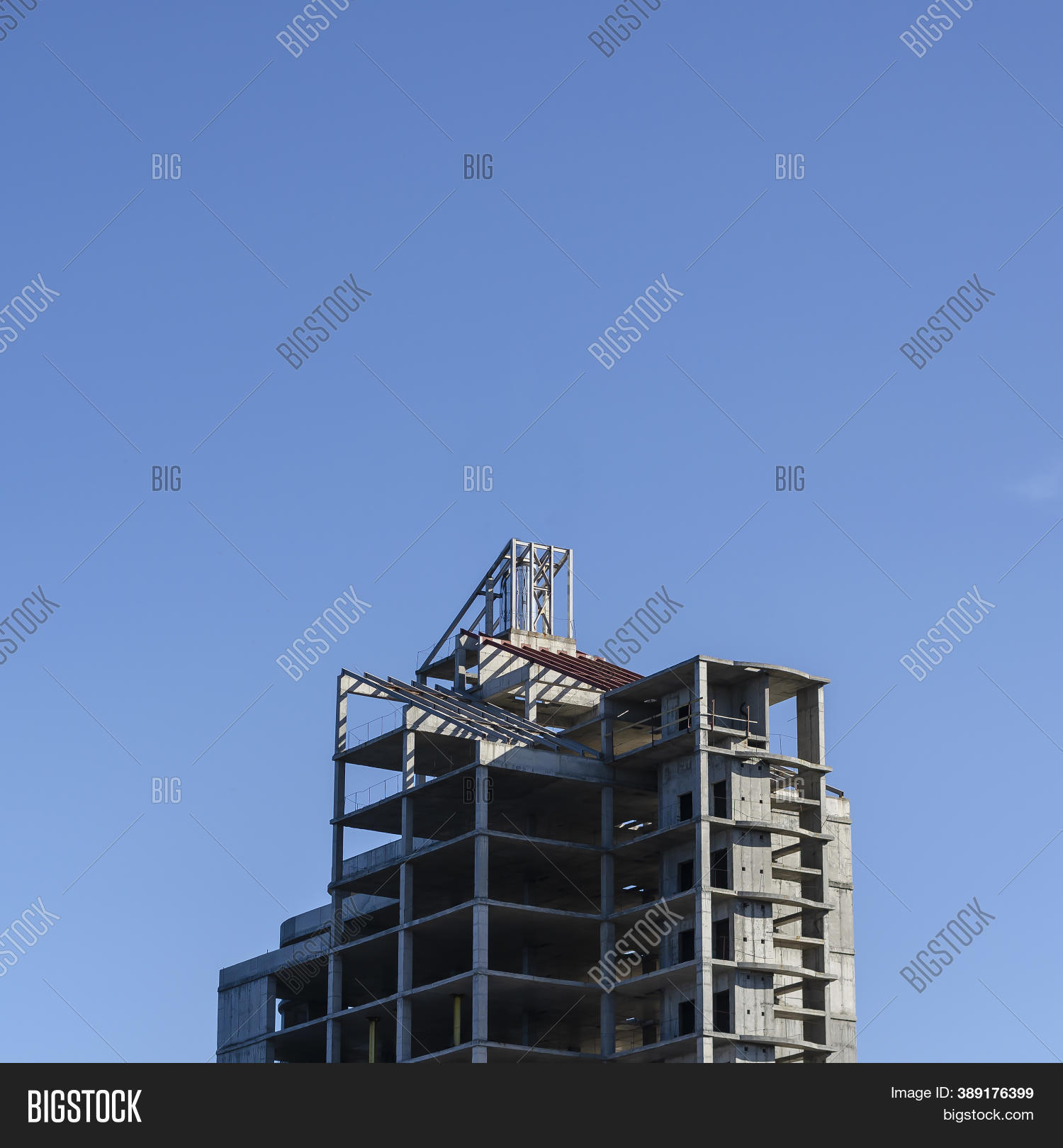Unfinished Skyscraper Image & Photo (Free Trial) | Bigstock