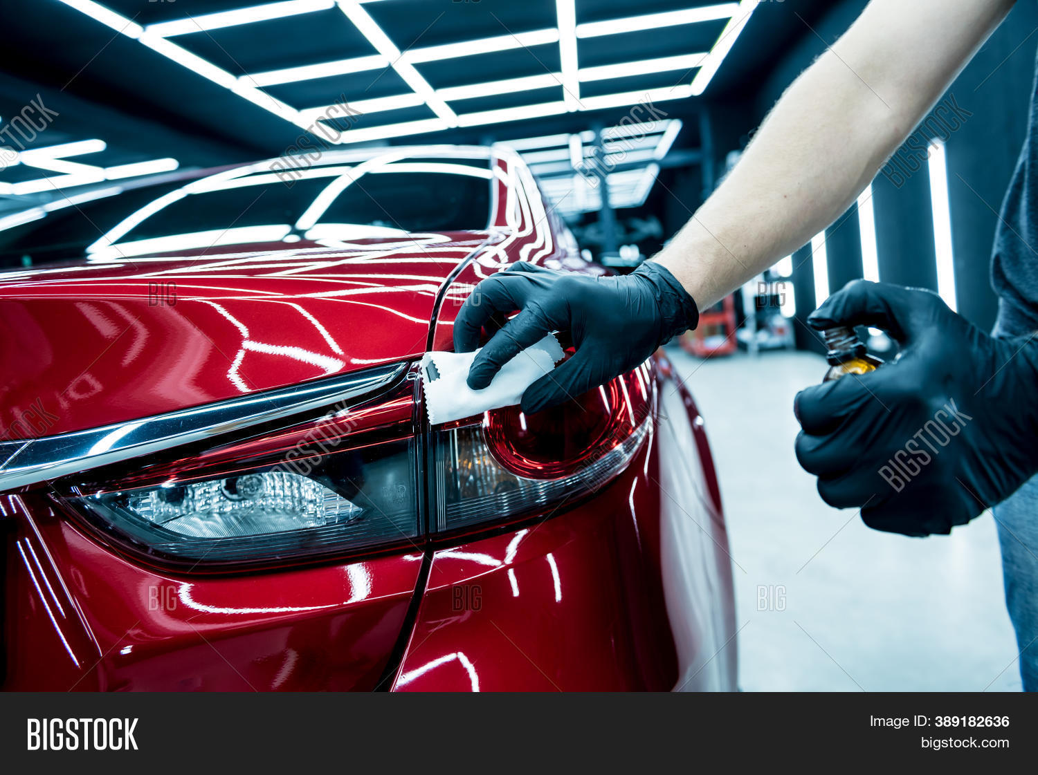 Car Service Worker Image & Photo (Free Trial) | Bigstock