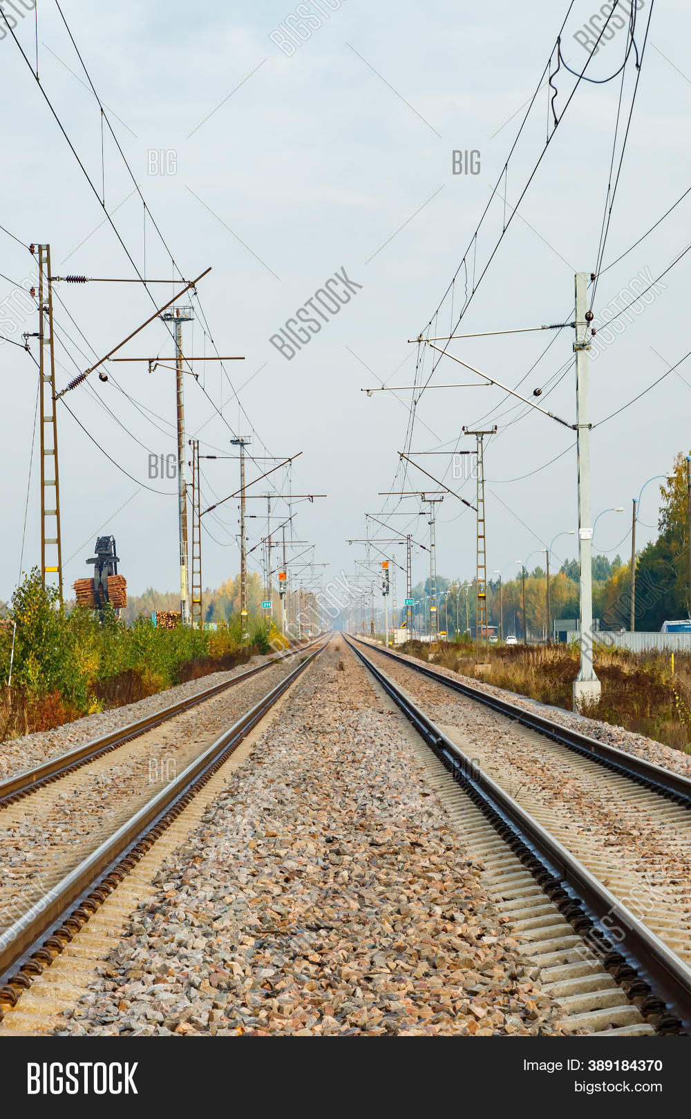 Two Lane Railroad Image & Photo (Free Trial) | Bigstock