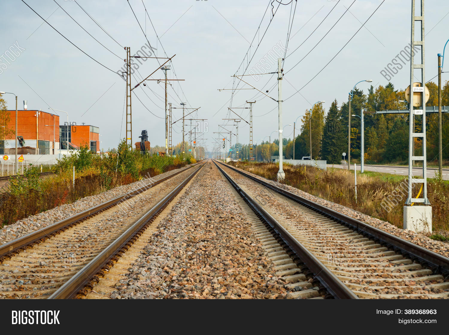 Two Lane Railroad Image & Photo (Free Trial) | Bigstock