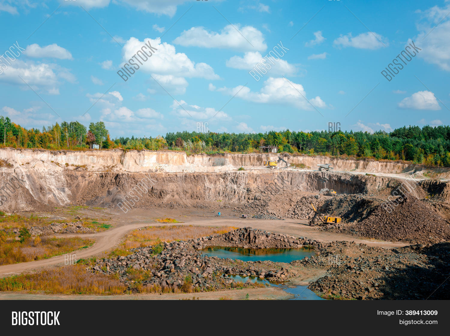 Excavator Heavy Mining Image & Photo (Free Trial) | Bigstock