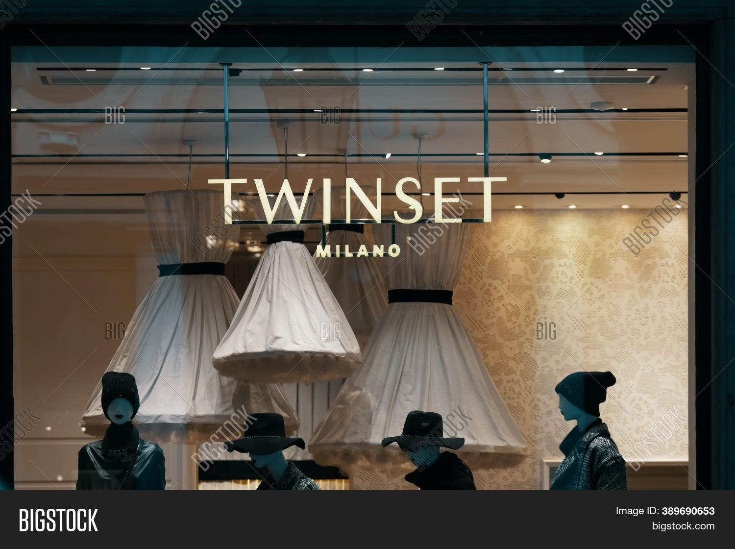 Twinset Milano Logo Image & Photo (Free Trial) | Bigstock
