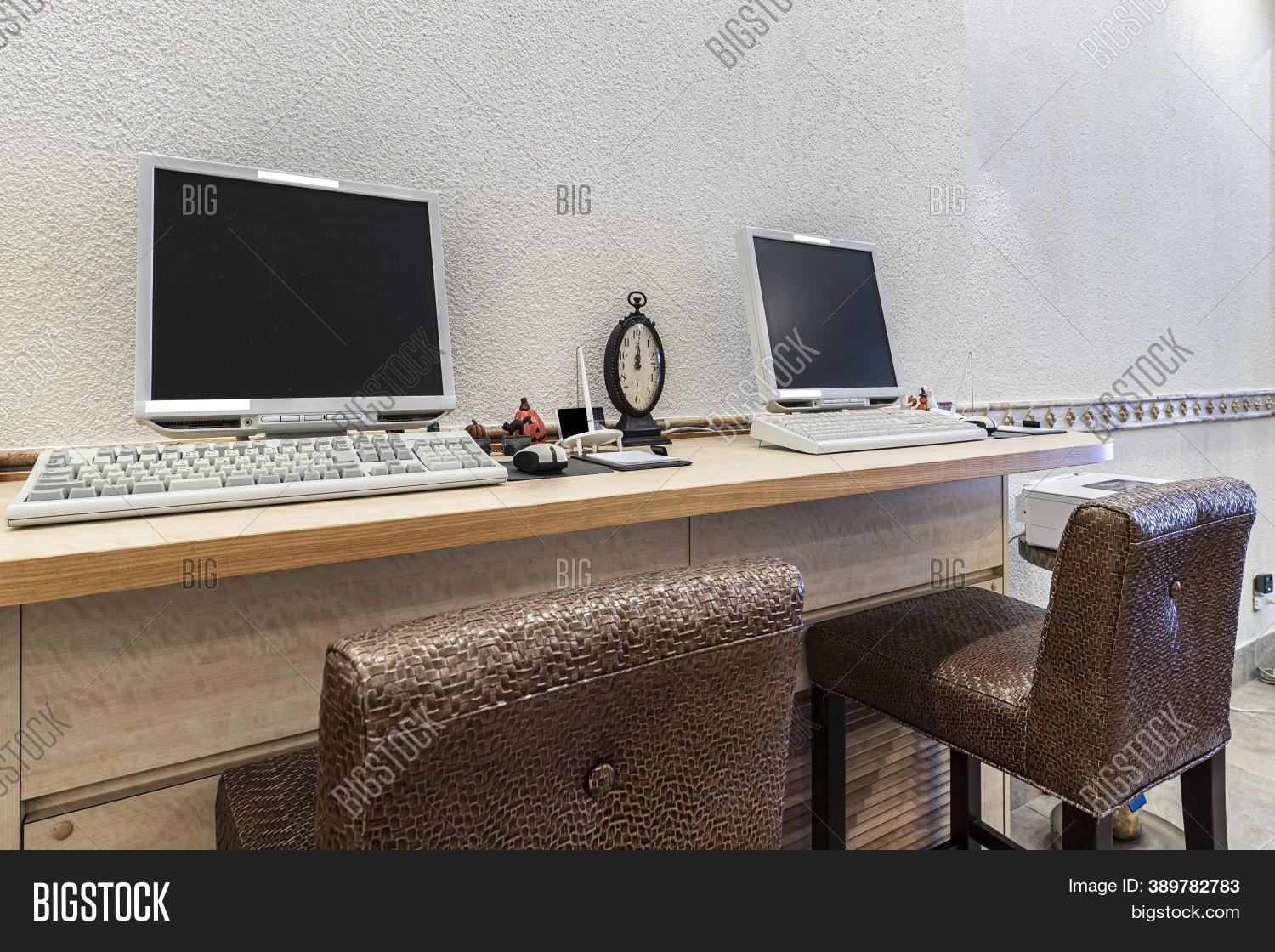Computer Corner Hotel Image & Photo (Free Trial) | Bigstock