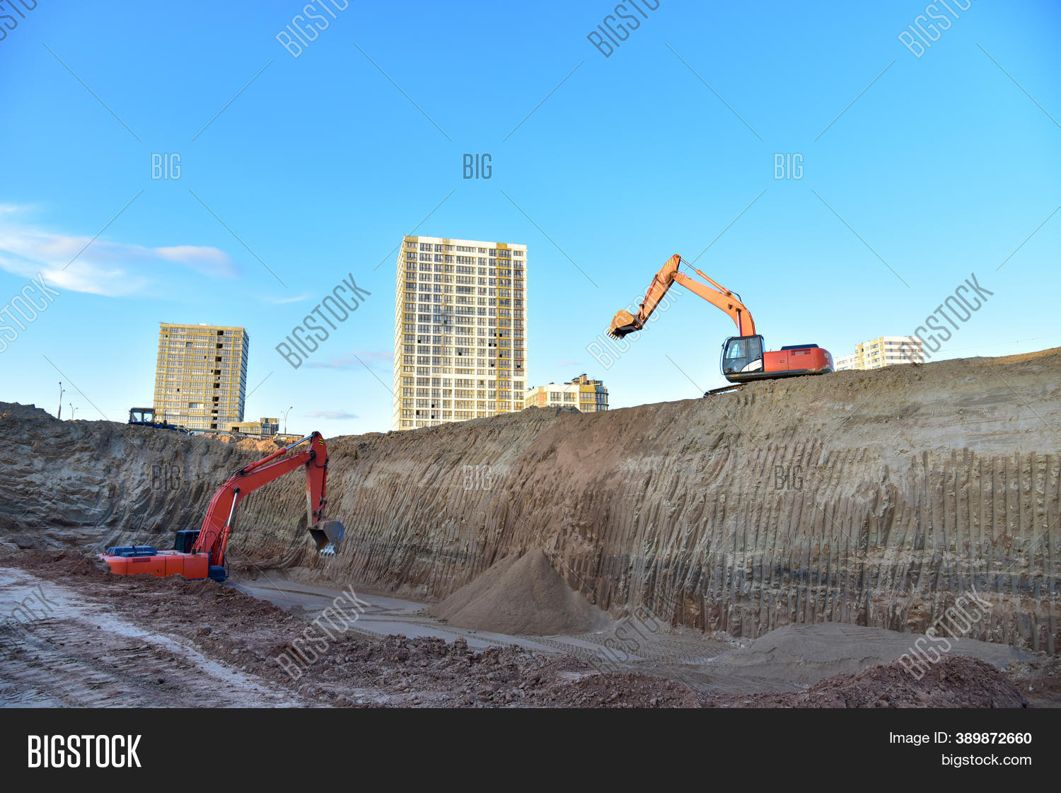 Digging Pit Foundation Image & Photo (Free Trial) | Bigstock