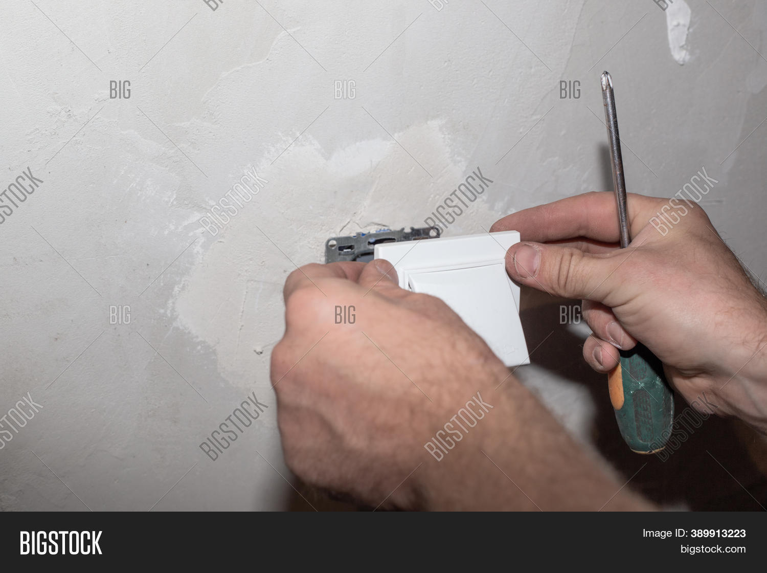 Dismantling Socket Image & Photo (Free Trial) | Bigstock