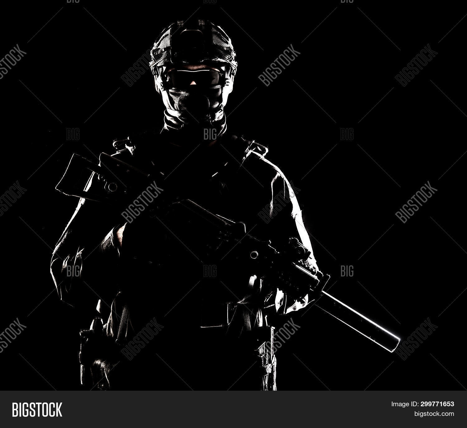 Swat Officer Service Image & Photo (Free Trial) | Bigstock