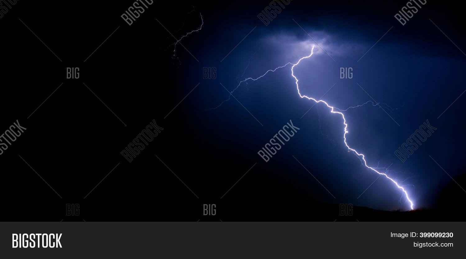 Bright Lightning Bolt Image & Photo (Free Trial) | Bigstock