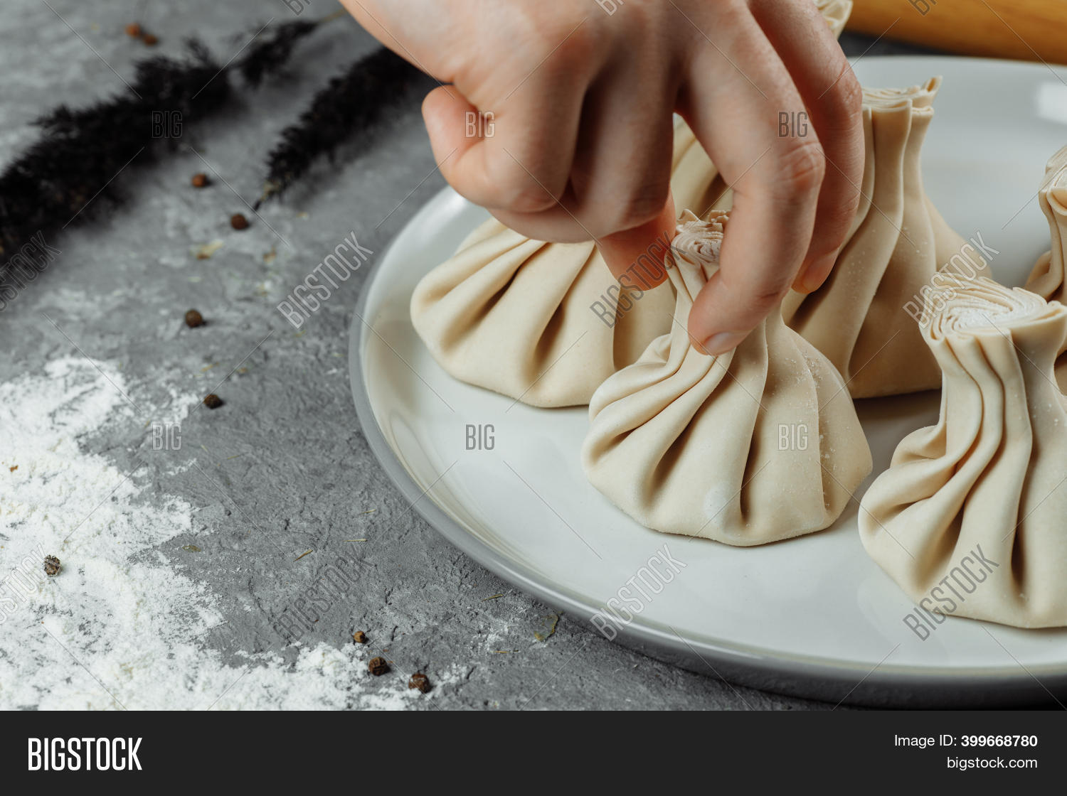 Hand Holds Chikali By Image & Photo (Free Trial) | Bigstock