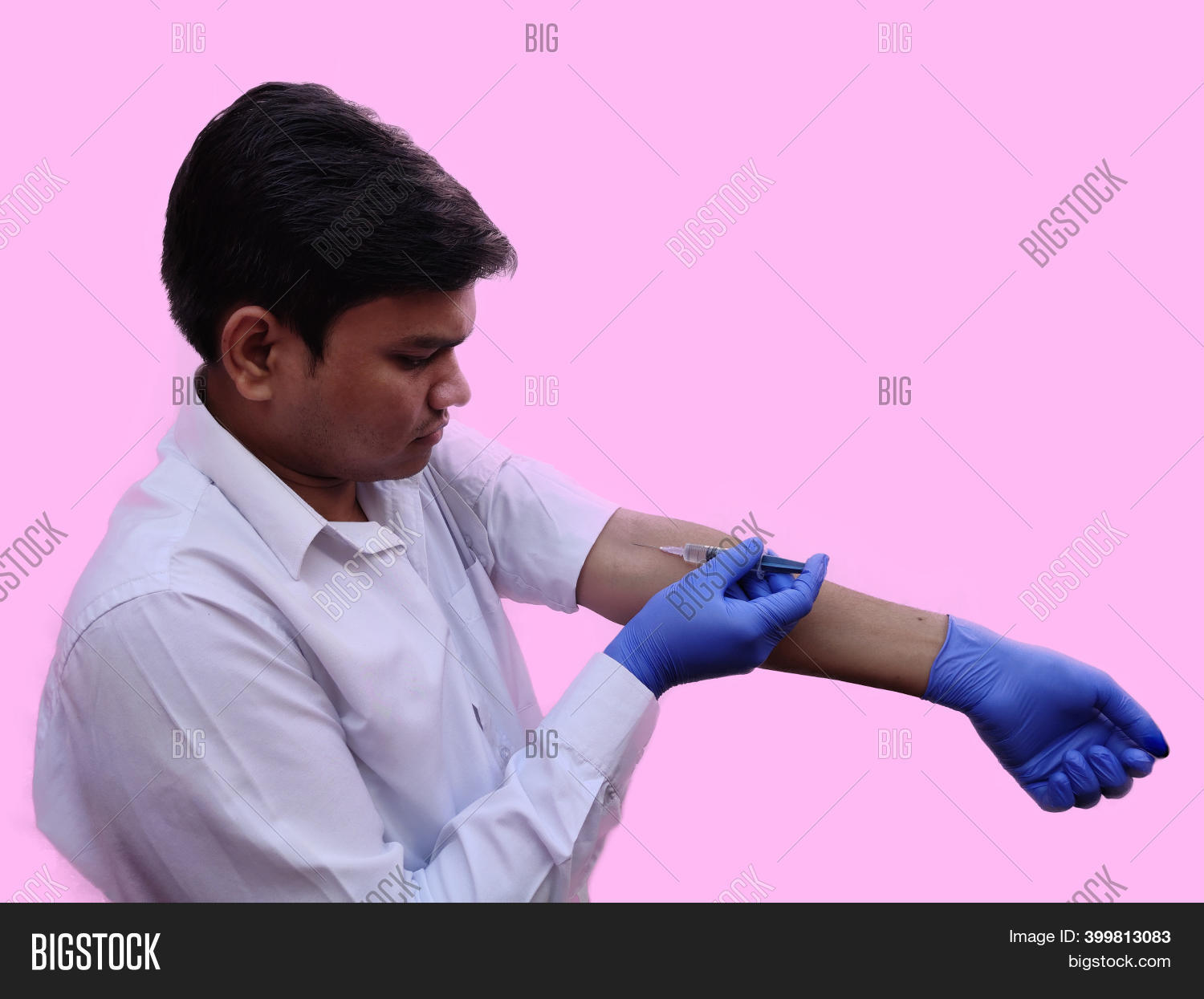 Man Using Injection Image & Photo (Free Trial) | Bigstock