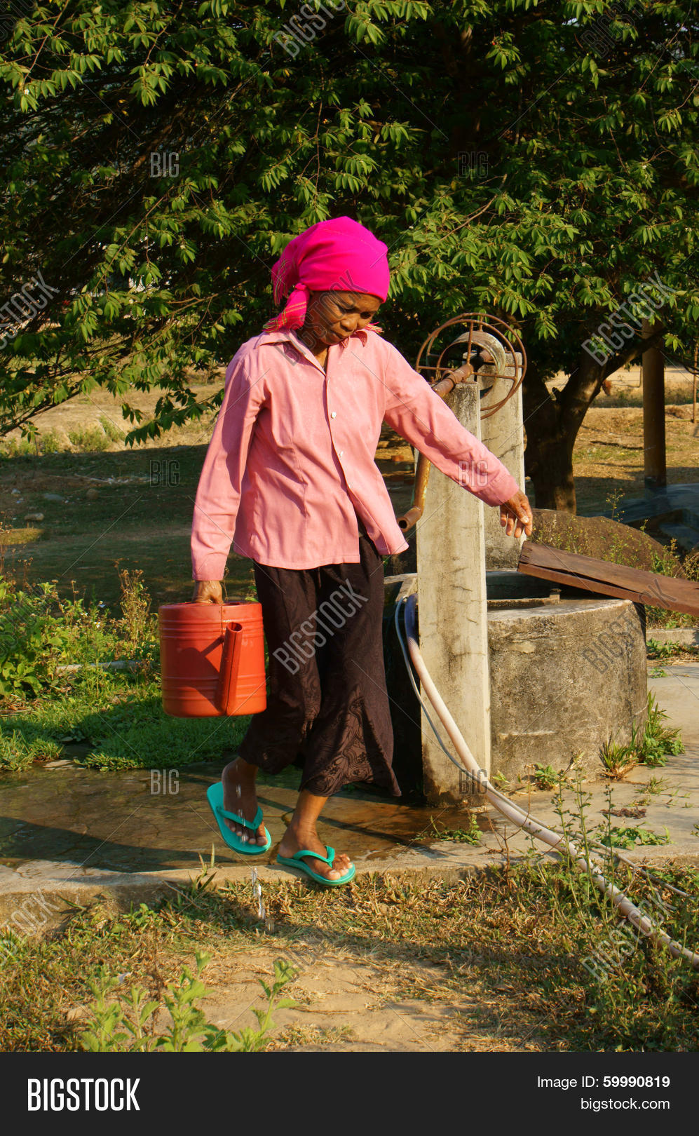 People Scoop Water Image & Photo (Free Trial) | Bigstock