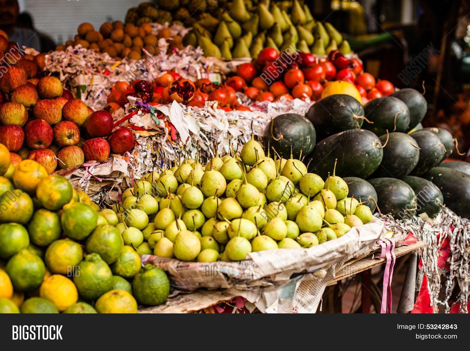 Asian Farmer's Market Selling Fresh Fruits Stock Photo & Stock Images ...