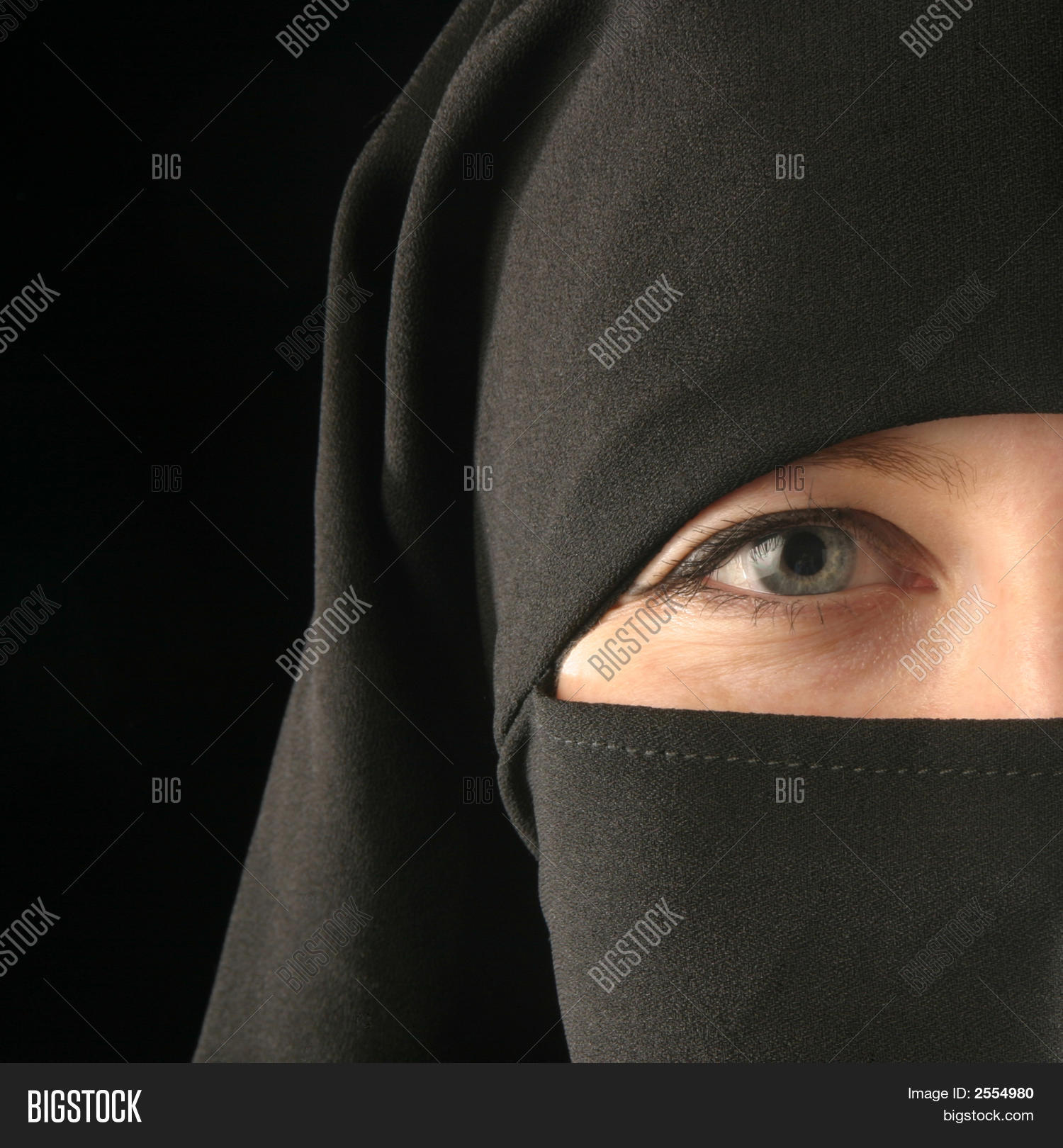 Woman Wearing Veil Image & Photo | Bigstock