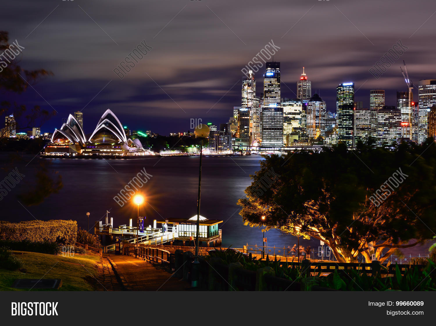 Sydney Australia - August 25, 2015 : View Of Sunset At Sydney Opera ...