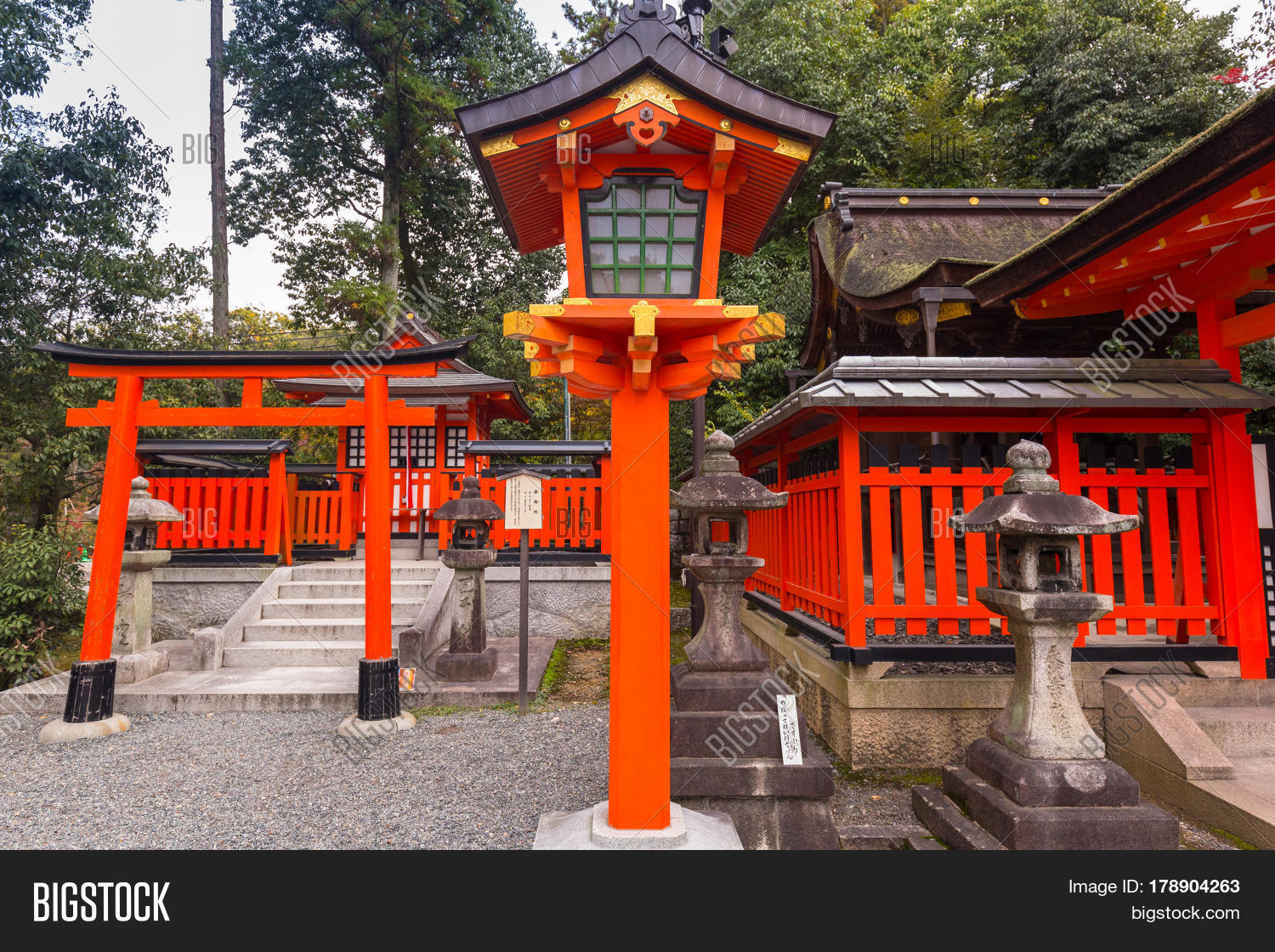 KYOTO, JAPAN - NOVEMBER 10, 2016 : Buddhist temple at Fushimi Inari ...